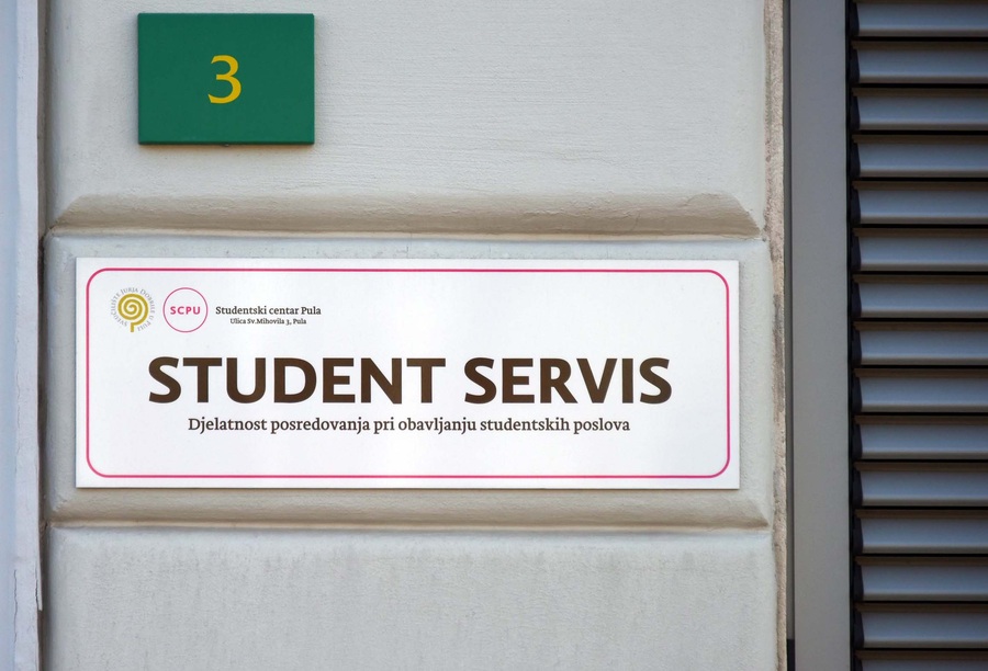 Studentski centar Pula: Student servis